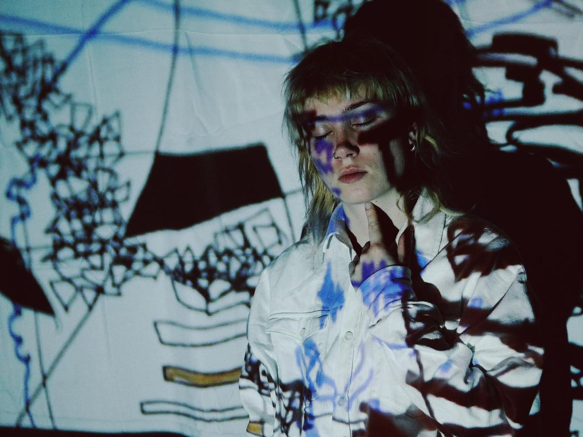 Annabel Allum – Ordinary Life – MoggBlog